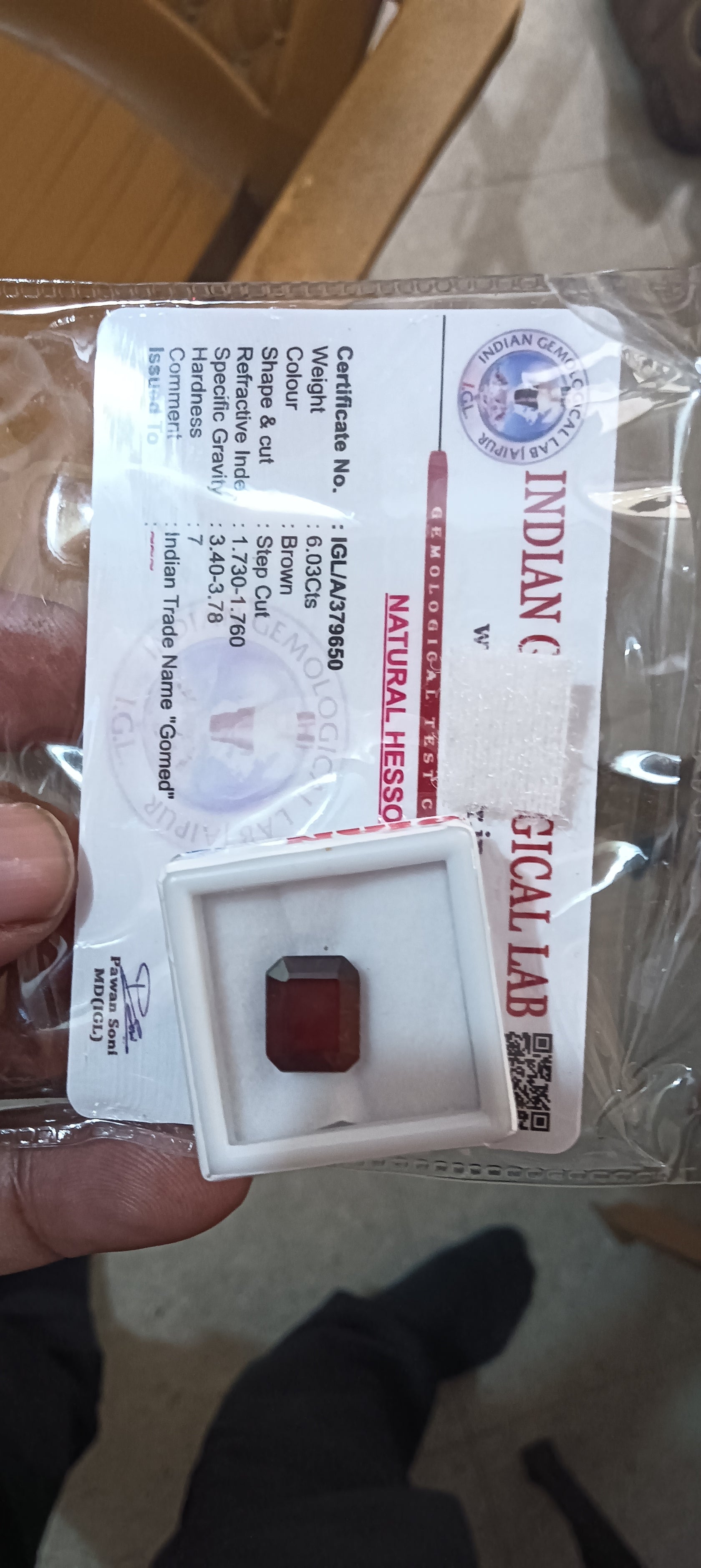 Gomed Gemstone (Hessonite stone) | | Gomed Stone Benefits & Price ...